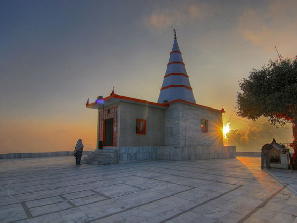 కొత్‌ఖై - యాపిల్ తోటల ఊరు ! | major tourist attractions in kotkhai ...