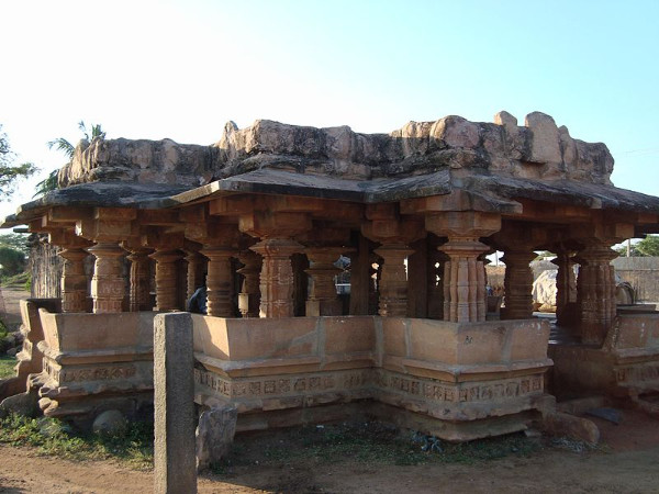 గడగ్ - తప్పక చూడవలసిన ప్రదేశం !! | Tourist Places Near By Gadag ...